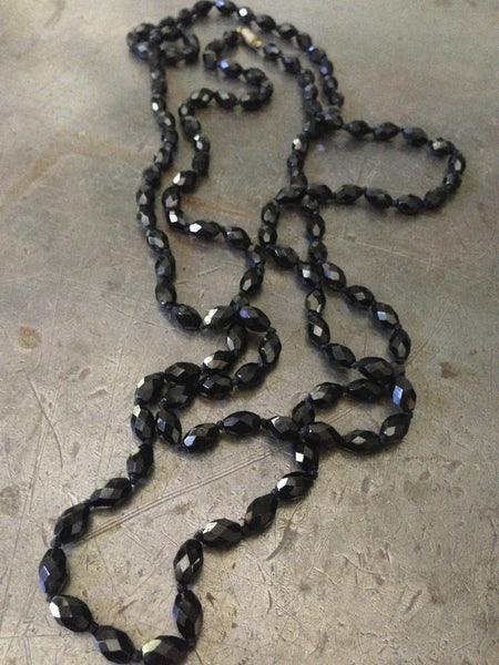 Vintage Long Strand French Jet Bead Necklace – Vintage Jules